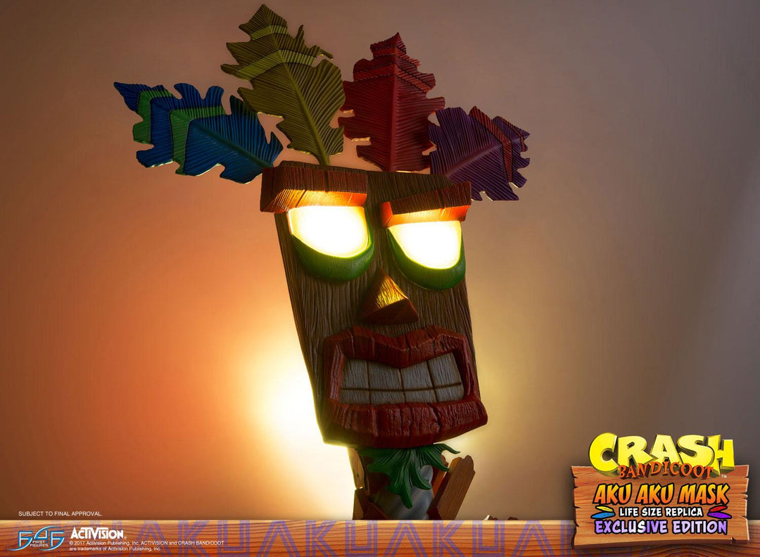 Aku Aku Mask (Exclusive) – First 4 Figures