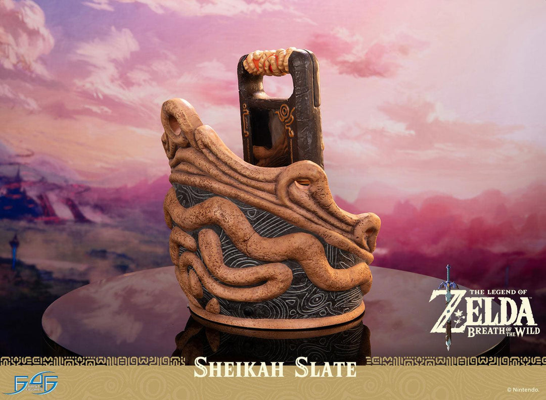 The Legend of Zelda™: Breath of the Wild - Sheikah Slate – First 4 Figures