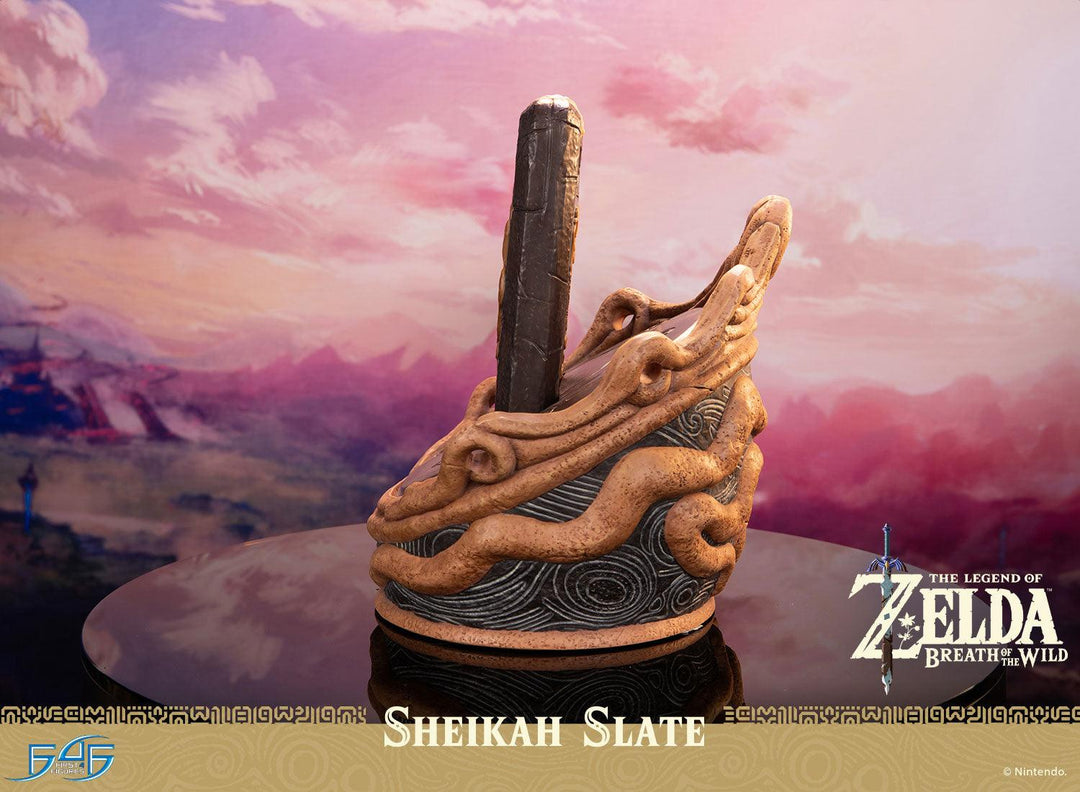 The Legend of Zelda™: Breath of the Wild - Sheikah Slate – First 4 Figures