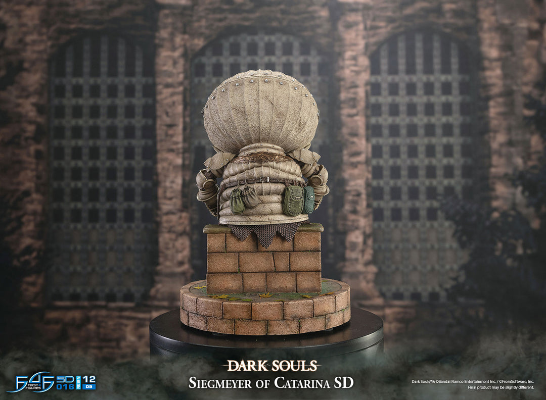 Dark Souls - Siegmeyer of Catarina SD – First 4 Figures