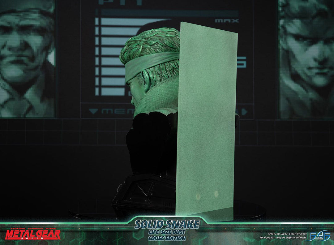 Metal Gear Solid - Solid Snake Life-Size Bust (Codec Edition LSB ...